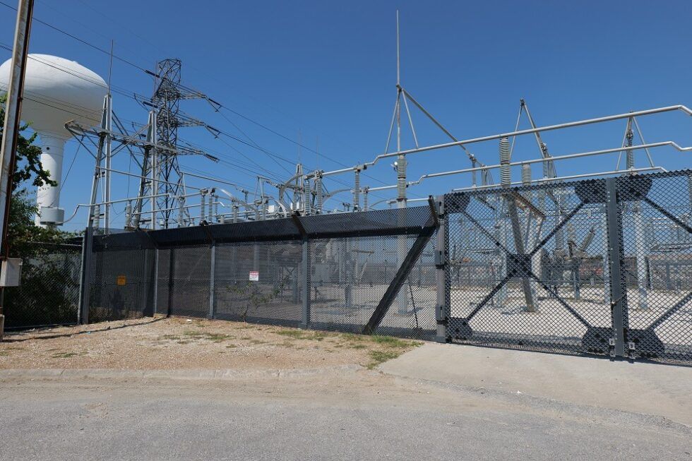 What Is Non-Conductive Security Fencing and Where ENC Security Fence ...